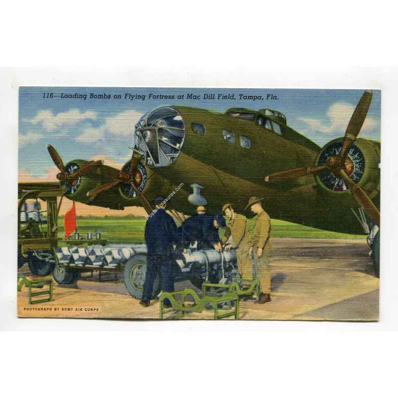 Florida : Loading Bombs on Flying Fortress at Mac Dill Field ...